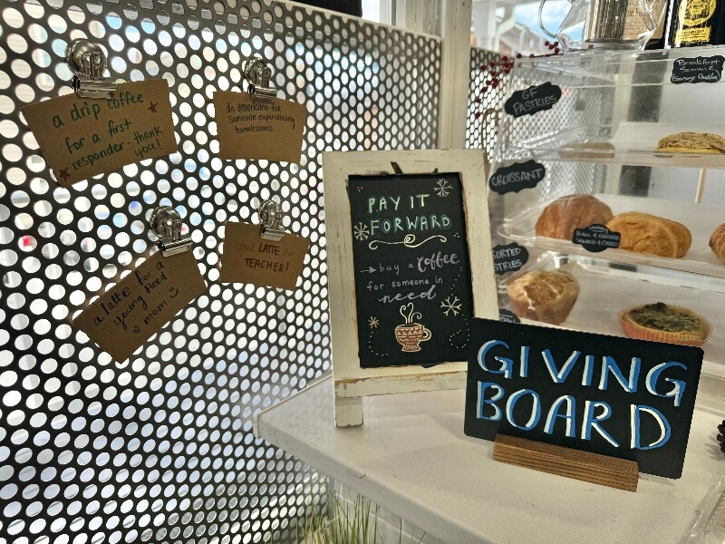 “Giving Board” at SimplyBe Coffee… Pay It Forward, Bless Someone You ...